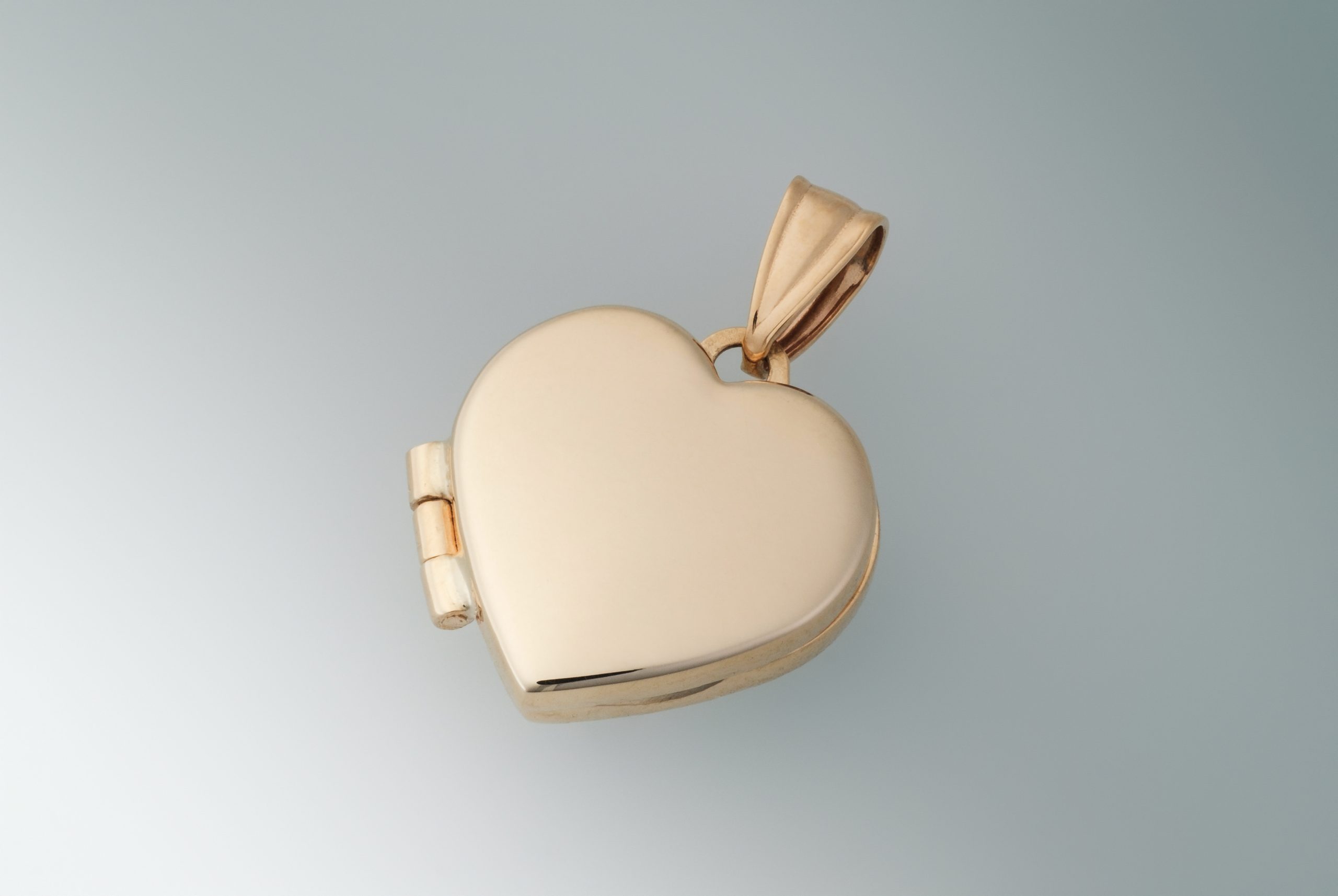 9kt Yellow Gold Heart Locket- 16mm - Masionamare
